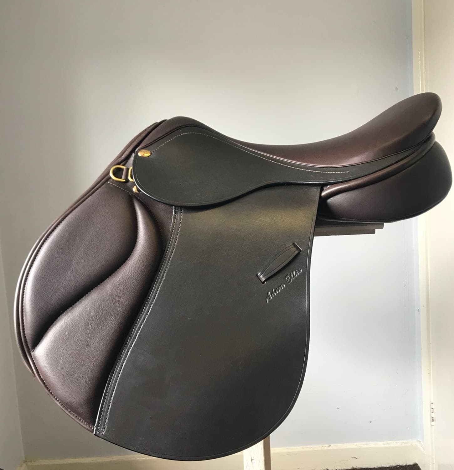 Show Jumping - UK Saddles Ltd